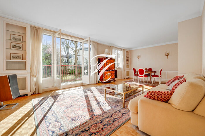 Appartement à vendre - Ville-dAvray - 5 pièces - 3 chambres