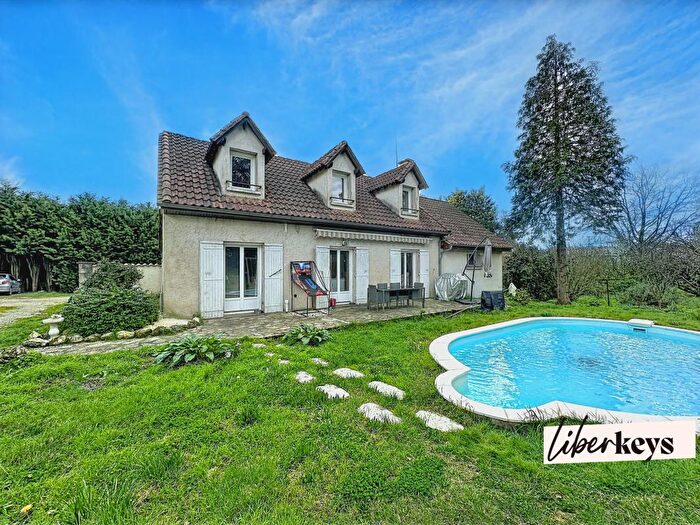 Maison à vendre - Saint-Aulaye - 6 pièces - 4 chambres