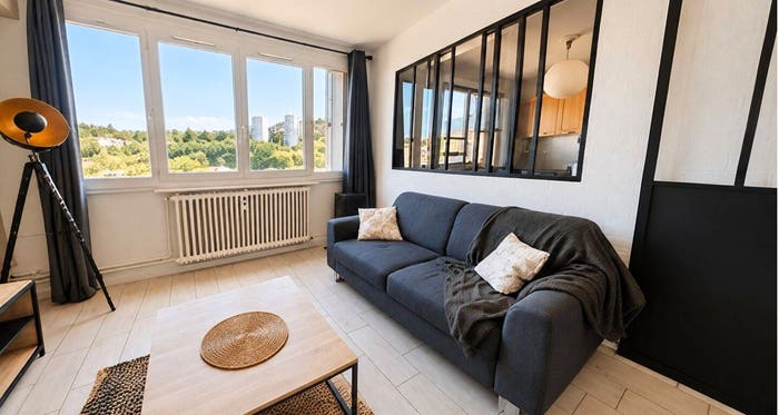 Appartement 2 pièces à Le Bernay-Valfuret-La Rivière, Saint-Étienne, à louer