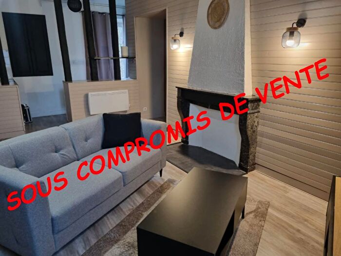 Appartement à vendre - Saint-Yrieix-la-Perche - 2 pièces - 1 chambre