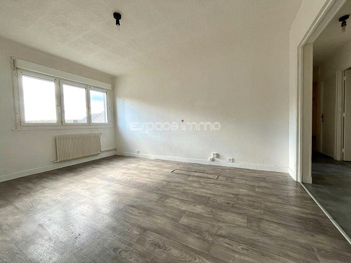 Valle du Cailly-Centre Ville Ouest, Notre-Dame-de-Bondeville : Appartement 2 pièces à louer