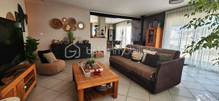 Saint-Sulpice-de-Royan : Maison 5 pièces à vendre