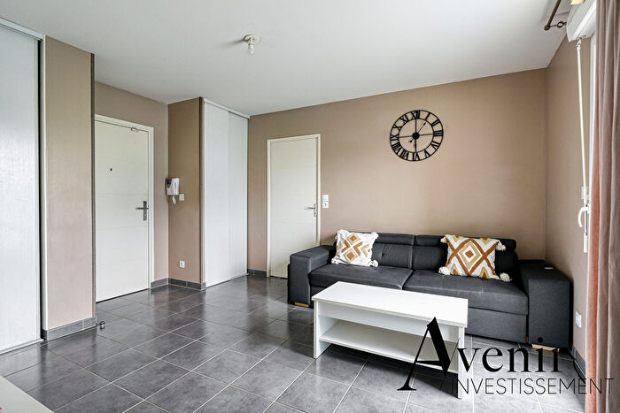 Appartement à vendre - Saint-Priest, Berliet - 2 pièces - 1 chambre