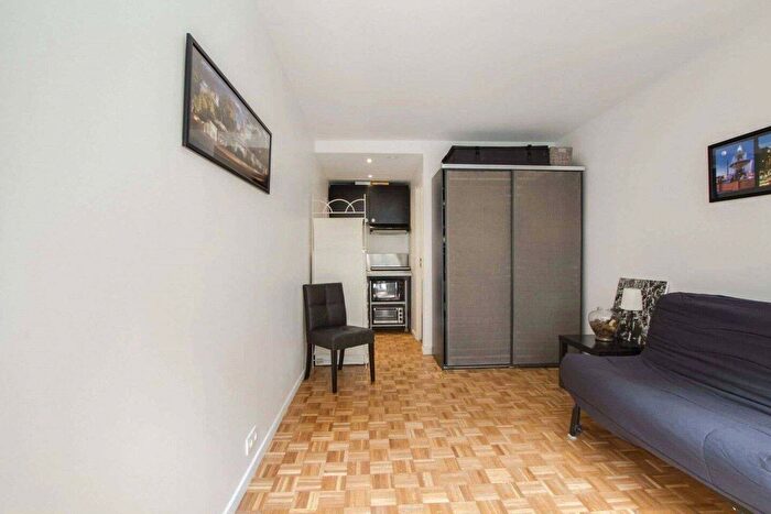 Appartement à louer - Georges Brassens, Paris ème arrondissement - 1 pièce