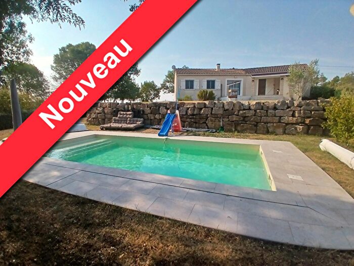 Maison 5 pièces à Sainte-Croix, à vendre