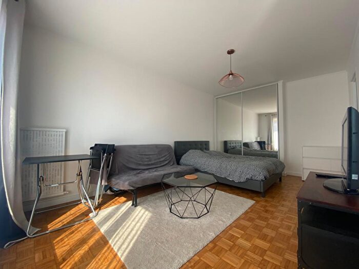 Saint-Maur-des-Fossés, La Varenne - Appartement 1 pièce à louer