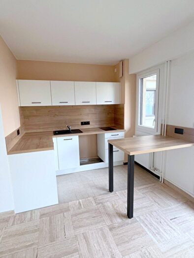 Appartement à louer - Fauriel, Saint-Étienne - 1 pièce