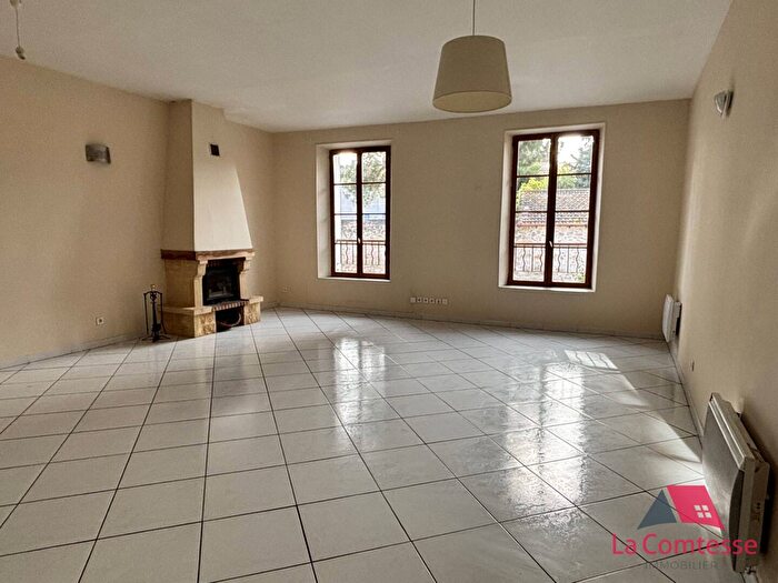 Appartement à louer - Lambesc - 3 pièces - 2 chambres