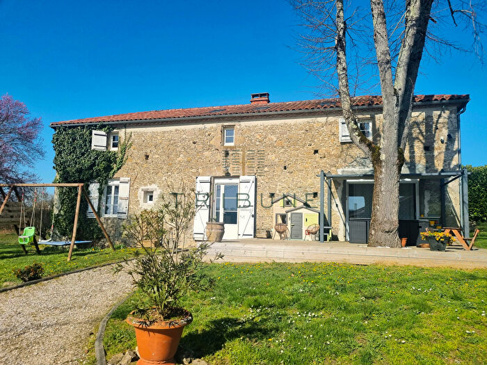 Maison à vendre - Moncaut - 6 pièces - 4 chambres