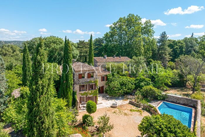 Maison 9 pièces à Oppède, à vendre