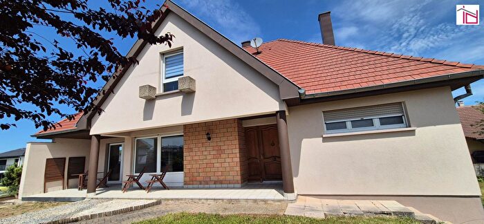 Maison à vendre - Blotzheim - 6 pièces - 3 chambres