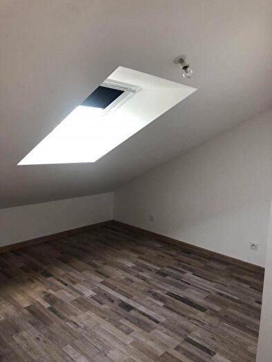 Appartement à louer - Neuville-aux-Bois - 3 pièces - 2 chambres