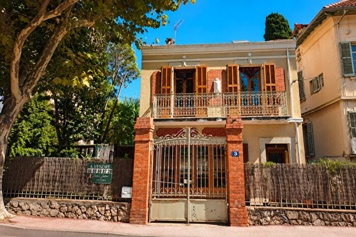 Maison 4 pièces à vendre à Hyères, Centre-ville