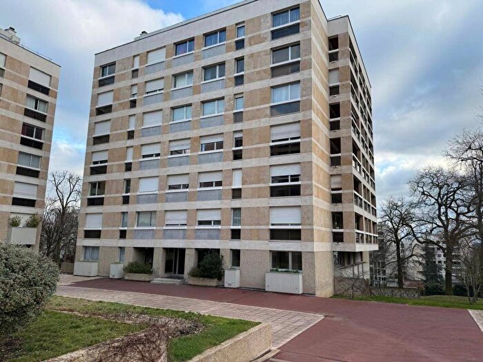 Appartement à louer - Les Bures, Garches - 3 pièces - 2 chambres