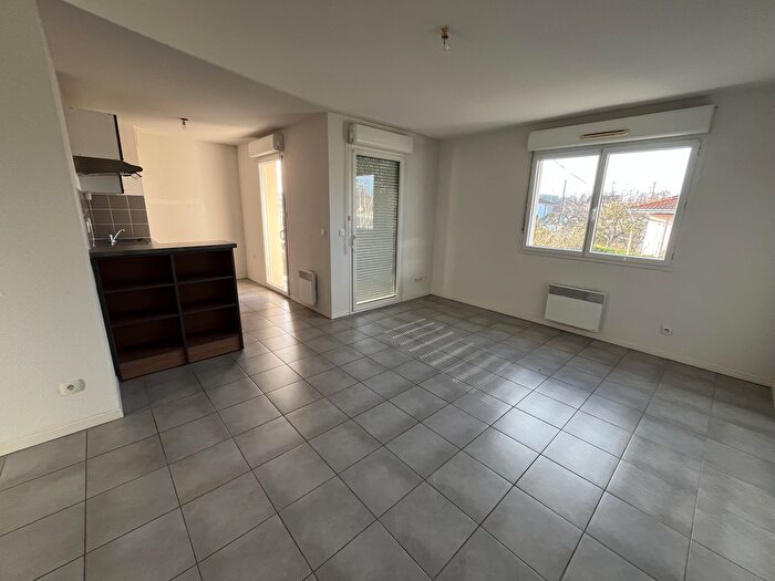 Appartement à vendre - Miramont-de-Guyenne - 3 pièces - 2 chambres