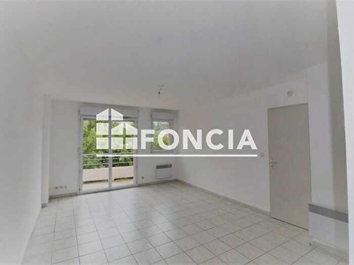 Appartement à louer - Chevalier de Folard-Sources Sud, Avignon - 2 pièces - 1 chambre