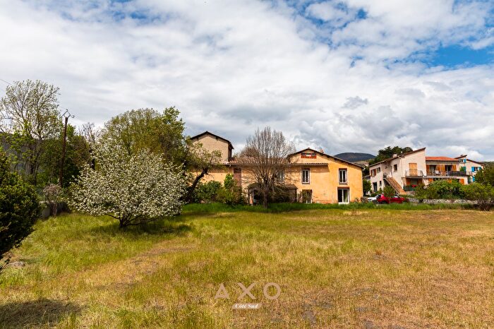 Maison à vendre - Le Brusquet - 6 pièces - 5 chambres