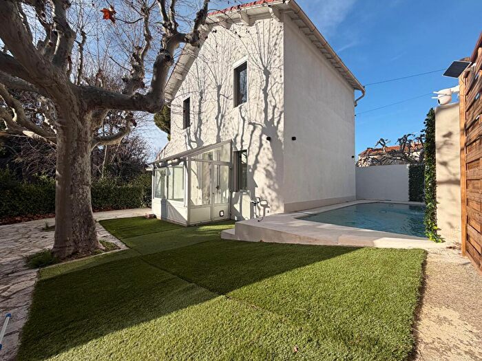 Maison à vendre - Marseille e , Les Caillols - 5 pièces - 4 chambres