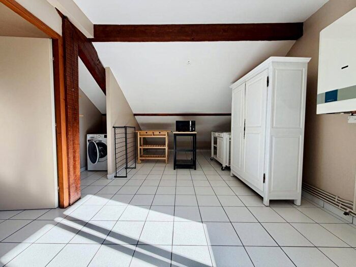 Grandvillers : Appartement 5 pièces à louer