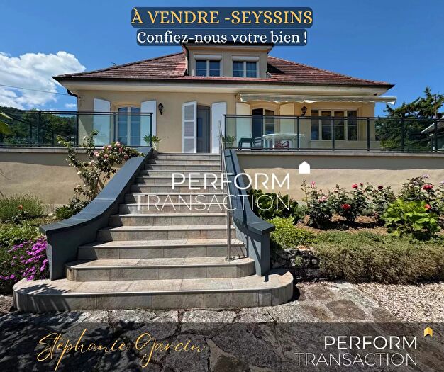 Maison à vendre - Seyssins - 6 pièces - 3 chambres