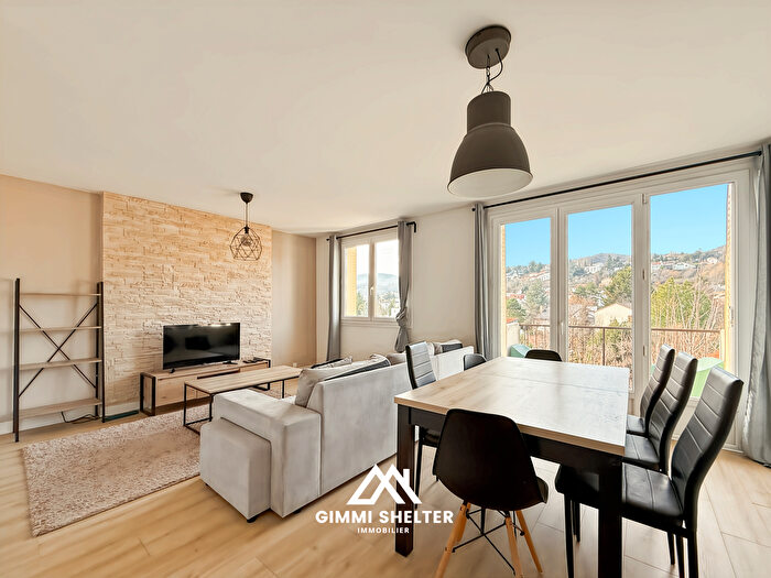 Appartement à louer - Clermont-Ferrand, Cotes de Clermont - 3 pièces - 2 chambres