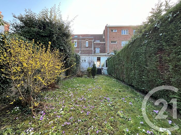 Maison à vendre - Wasquehal, Centre-ville, Pharos, Site Saint-Nicolas - 5 pièces - 4 chambres