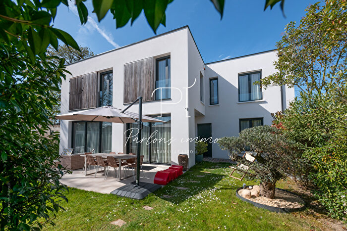 Maison à vendre - Saint-Maur-des-Fossés, Adamville - 6 pièces - 5 chambres