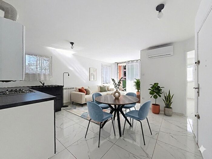 Appartement à vendre - Fréjus, Centre-ville - 3 pièces - 2 chambres