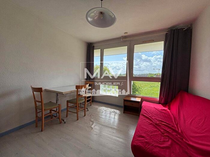 Appartement 1 pièce à louer - Centre Ville-Bruyeres, Longuenesse