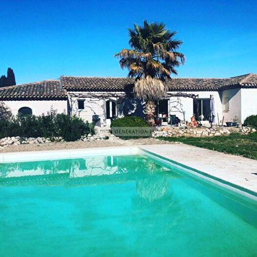 Maison à louer - Graveson - 5 pièces - 4 chambres