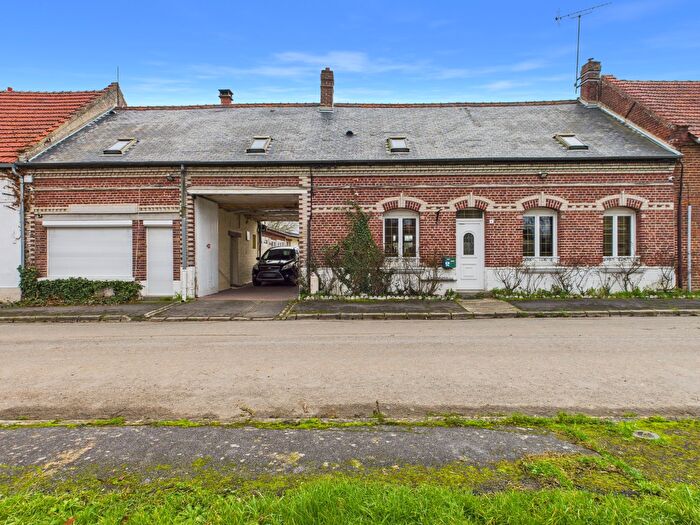 Maison à vendre - Tilloloy - 14 pièces - 12 chambres