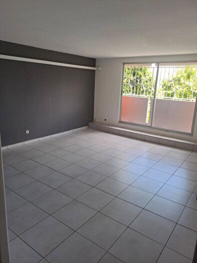 Appartement à louer - Pointe-à-Pitre - 2 pièces - 1 chambre