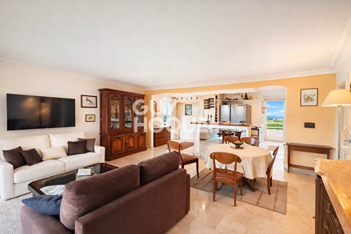 Appartement à vendre - Le Cannet, Haut Cannet - 4 pièces - 3 chambres