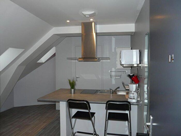 Marche, Vichy : Appartement 1 pièce à louer