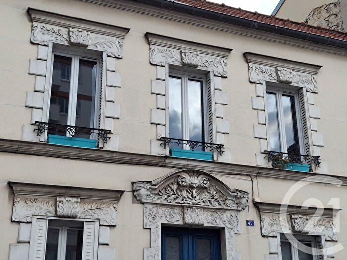 Maison à vendre - Alfortville, Mairie, Gare - 9 pièces - 5 chambres