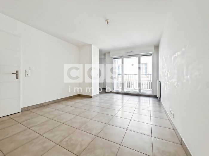 Appartement 2 pièces à Asnières-sur-Seine, Centre-ville, à vendre