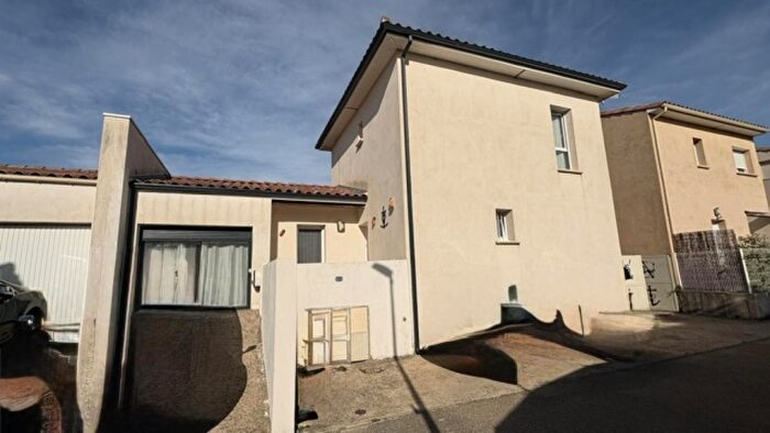 Maison 4 pièces à vendre à Redessan