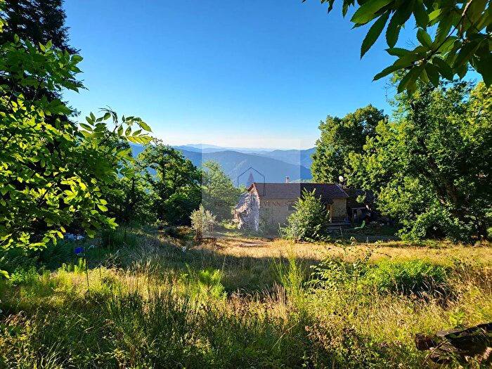 Maison 6 pièces à Le Collet-de-Dèze, à vendre