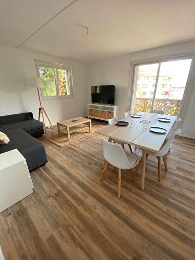 Appartement à louer - Jas de Bouffan, Aix-en-Provence - 1 pièce - 2 chambres