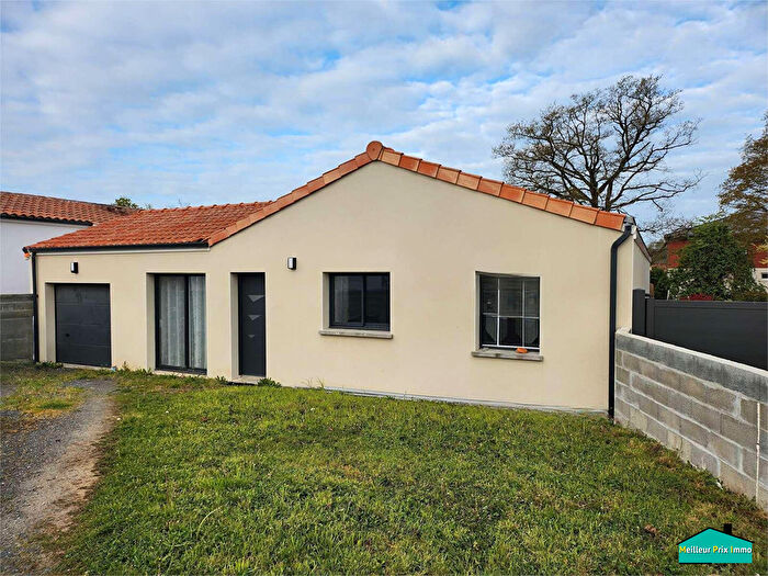 La Limouzinière : Maison 5 pièces à vendre