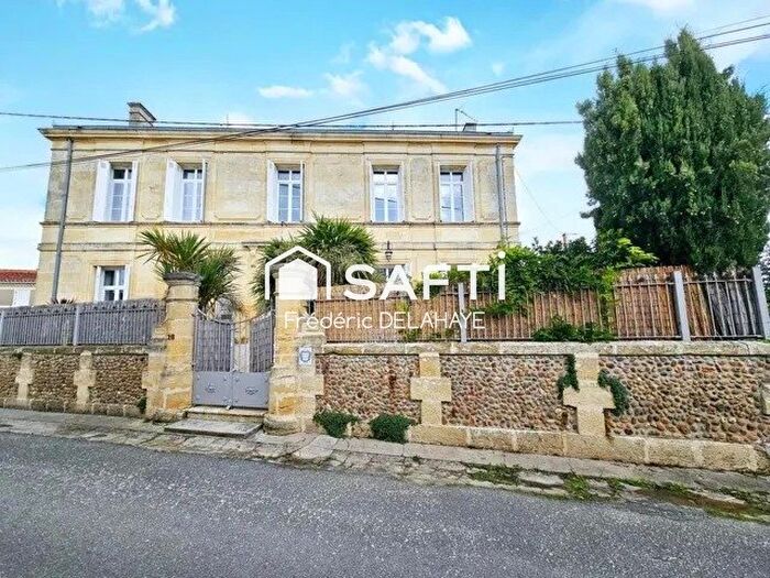 Maison à vendre - Civrac-en-Médoc - 4 pièces - 3 chambres