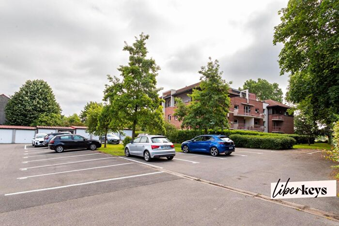 Appartement à vendre - Loos, Oliveaux - 3 pièces - 1 chambre