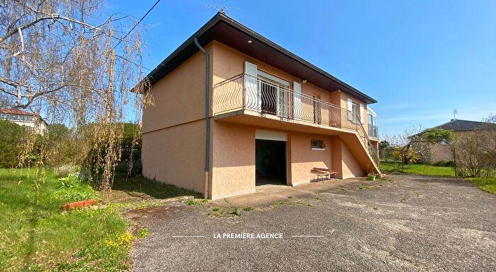 Maison à vendre - Les Olmes - 3 pièces - 2 chambres