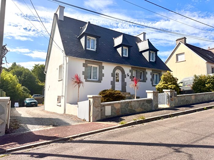 Plouédern : Maison 7 pièces à vendre