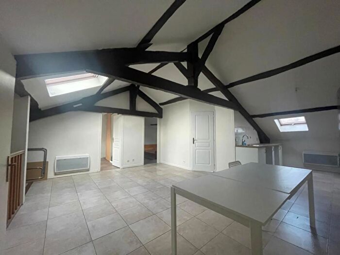 Appartement à vendre - Corbeil-Essonnes, Centre Essonnes - 3 pièces - 2 chambres