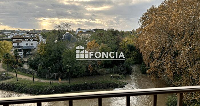 Appartement à vendre - Mont-de-Marsan, Centre-ville - 4 pièces - 1 chambre