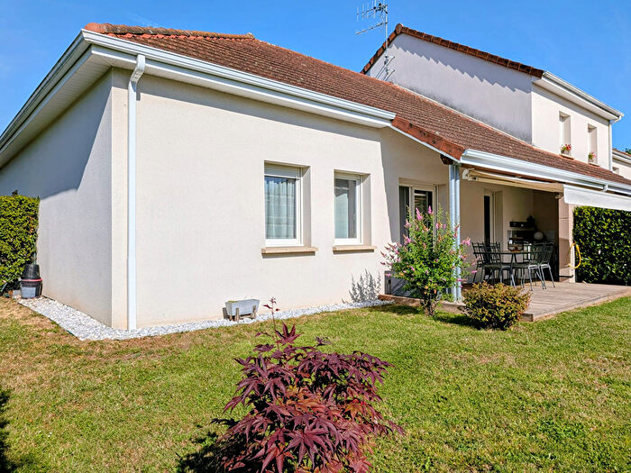 Maison 4 pièces à Arpajon-sur-Cère, à vendre