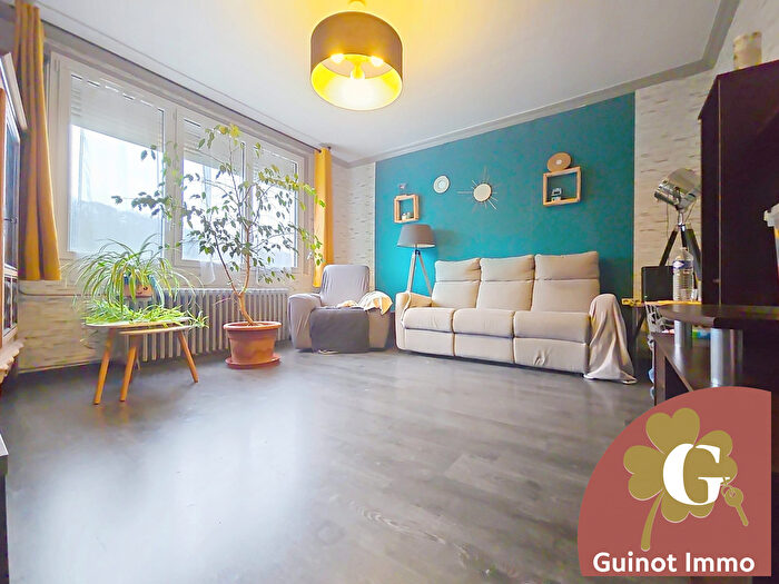 Maison à vendre - Lillebonne - 4 pièces - 3 chambres