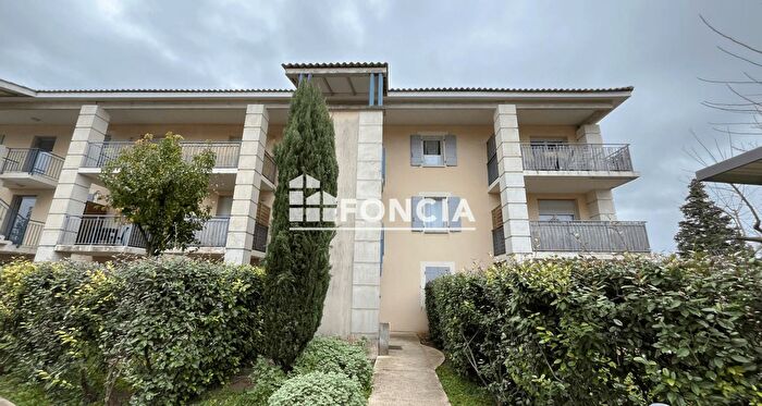 Appartement à vendre - Uzès - 2 pièces - 1 chambre