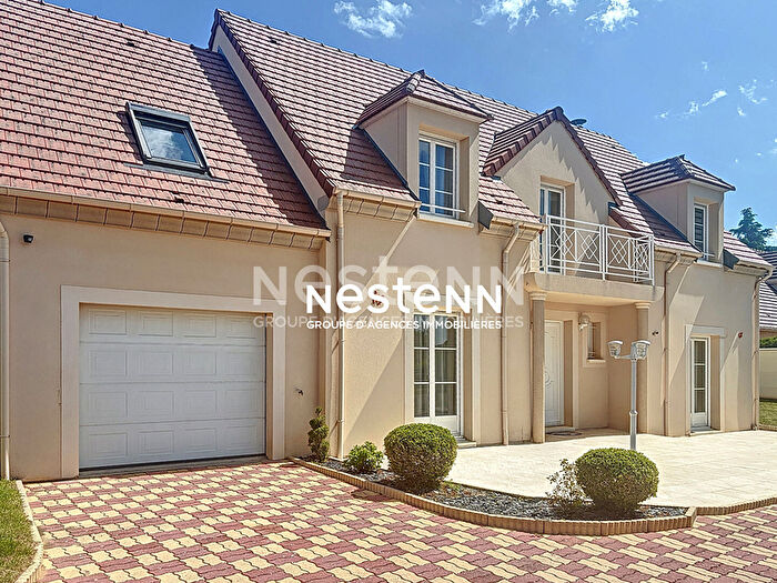 Maison à vendre - Freneuse - 7 pièces - 4 chambres